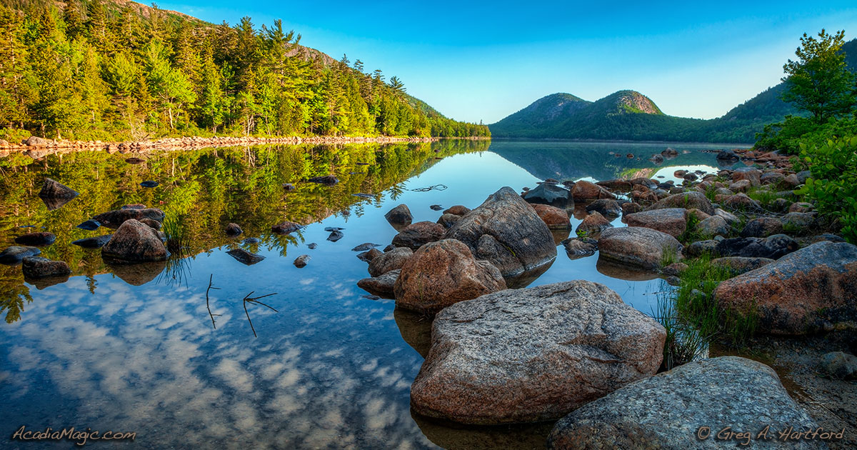 Jordan Pond Has Many Large Boulders On Shore